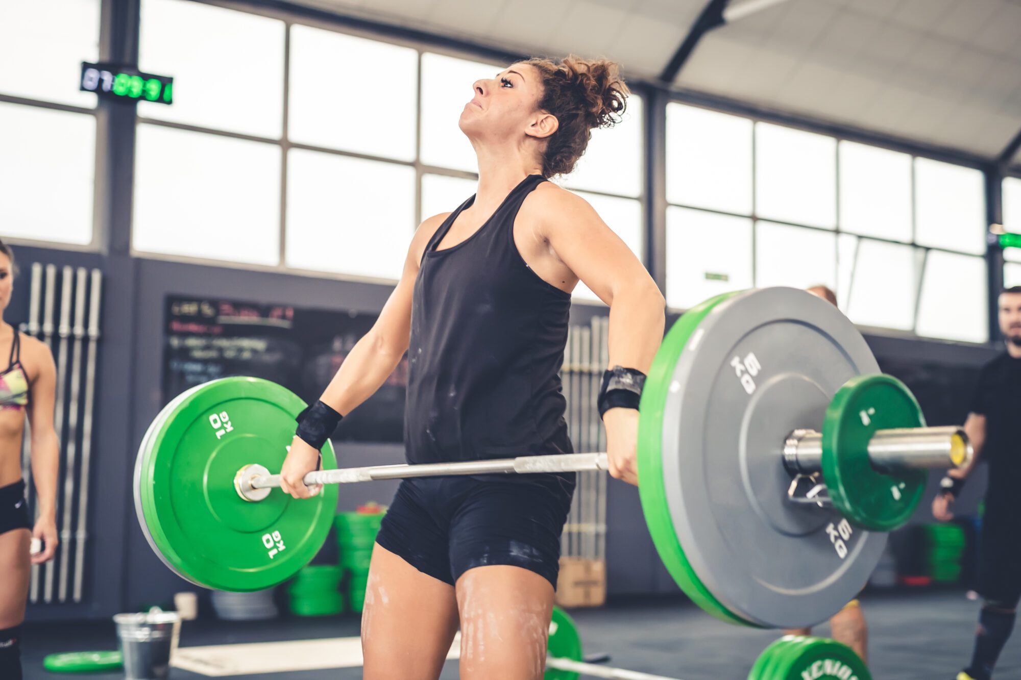 Why Can't I Lift Heavier Weights? Common Reasons & Solutions